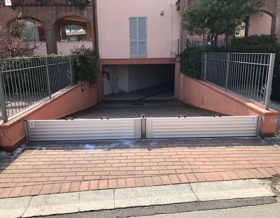 Flood Barrier for factory | Flood Barrier for mall - Frontier flood barrier